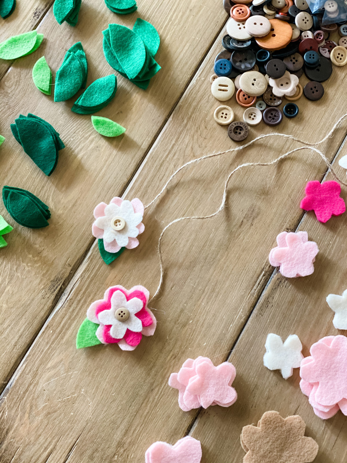 DIY Felt Flower Mobile - Cotton Stem